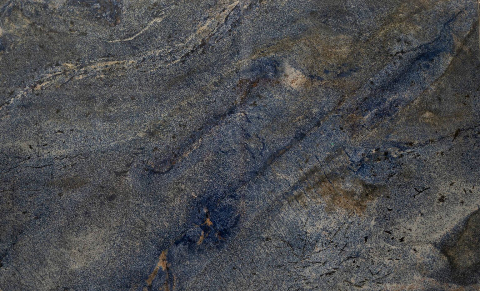 TOP 3 GRANITOS DE COLORES VIBRANTES – MIDO