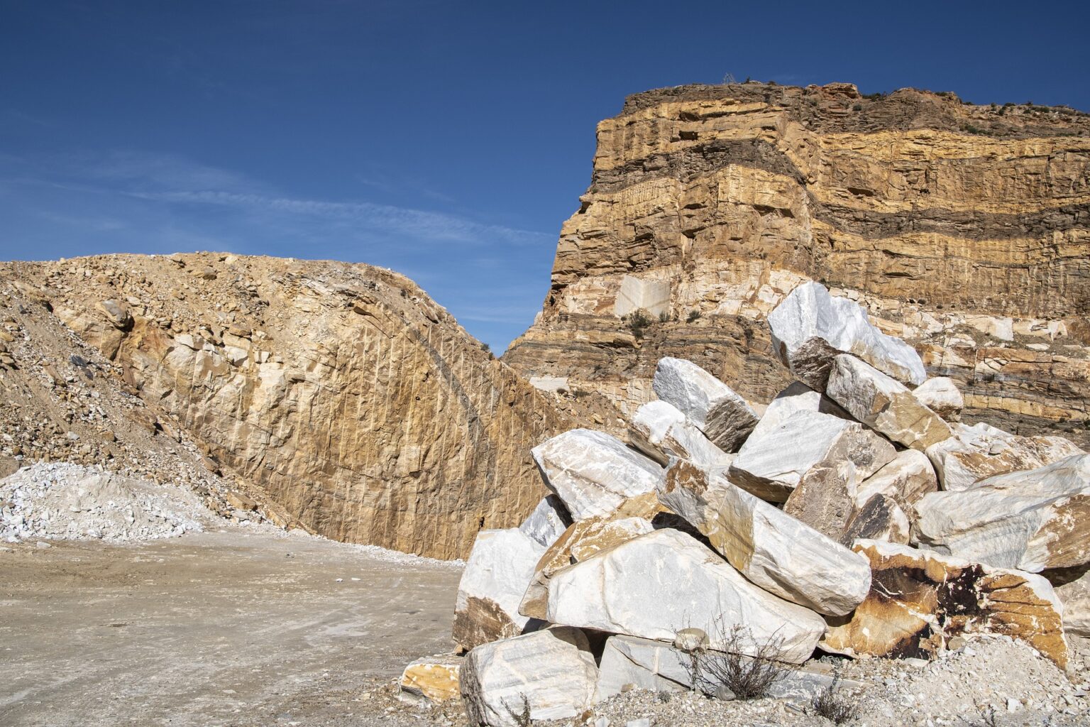Origen Del Mármol Mido
